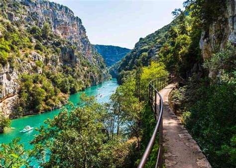 Hiking In Les Gorges Du Verdon Les Gorges Du Verdon