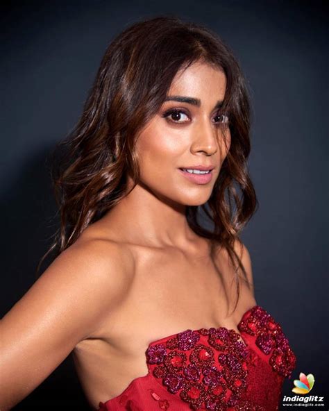 Shriya Saran Photos Telugu Actress Photos Images Gallery Stills