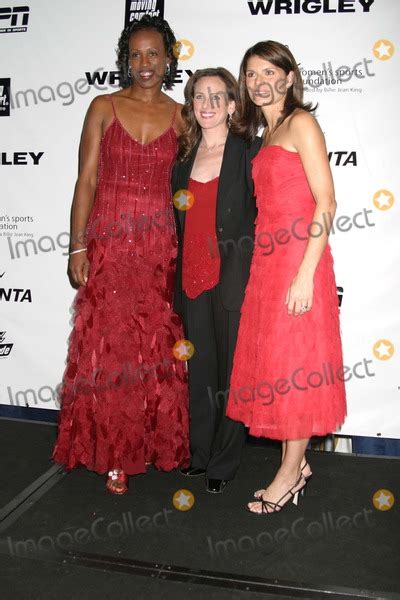 Photos And Pictures Nyc 10 18 04 Jackie Joyner Kersee Track And Field Marlee Matlin And Mia
