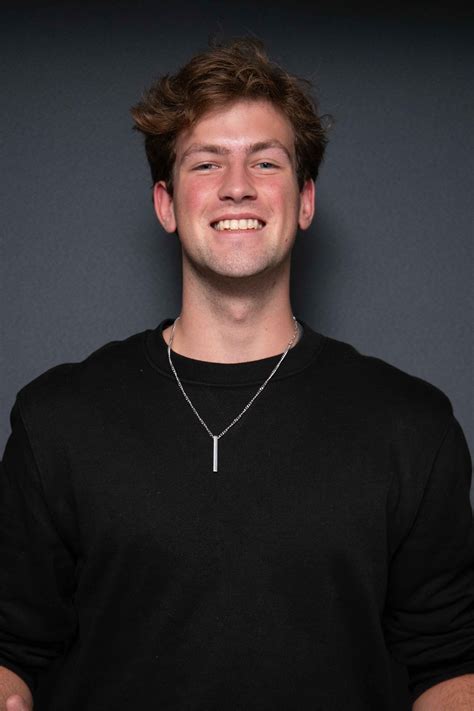 Daan Van Duijn Biografía Mejores Películas Series Imágenes Y