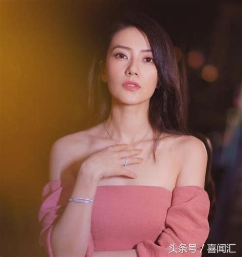 她雖然已結婚多年，但任然是很多人心目的女神 每日頭條