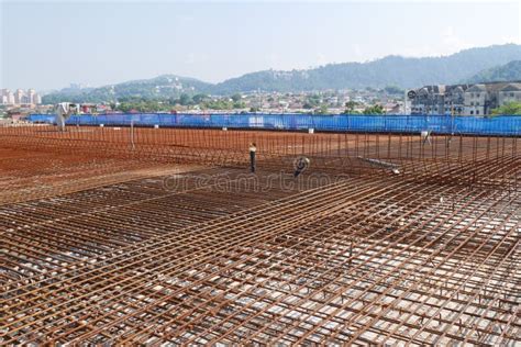 Steel Reinforcement Bars Are Arranged According To The Structural