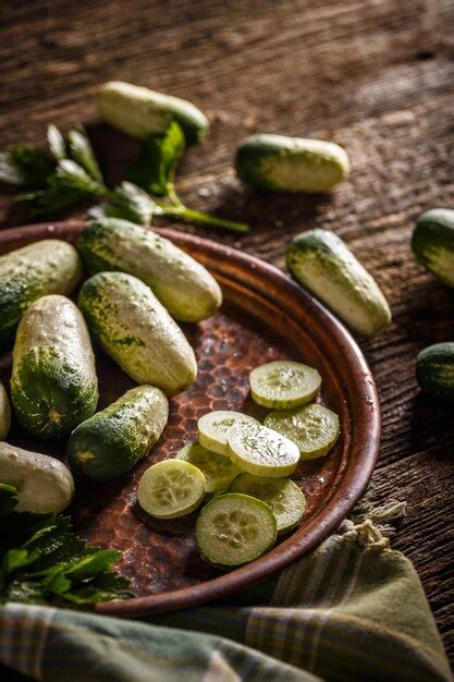 Premium Photo Fresh Cucumber Slices
