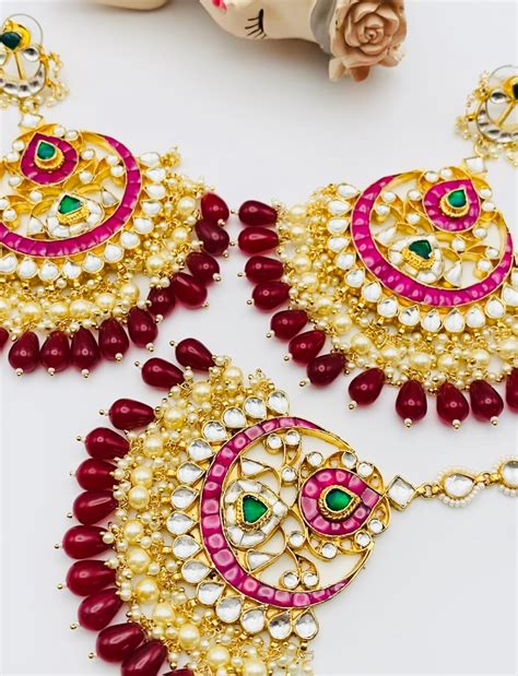 Maroon Pachi Kundan Earrings Tikka Set Simzdesignzz Simz Designz