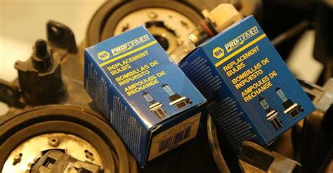 Presto Change O How To Change A Headlight Bulb