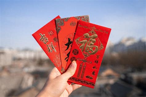 孩子的压岁钱到底是三十给还是初一给？原来有讲究，你给对了吗？