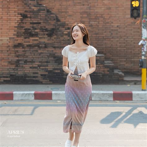 Aprils Jam Pee Skirt กระโปรง ซิ่นแบบป้ายผูก รุ่นจำปี Shopee Thailand