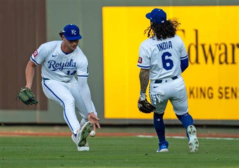 This Is Why The Outfield Grass At Kauffman Stadium Looked Different On
