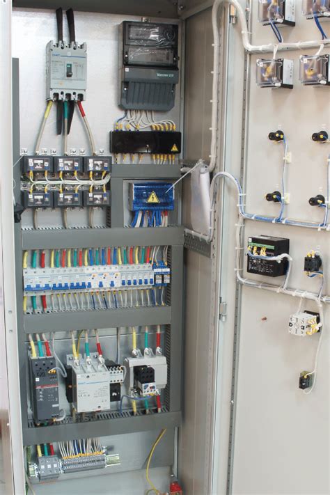 Шкафы управления насосами Купить шкафы ШУН по выгодной цене с доставкой — ООО “ТДА”