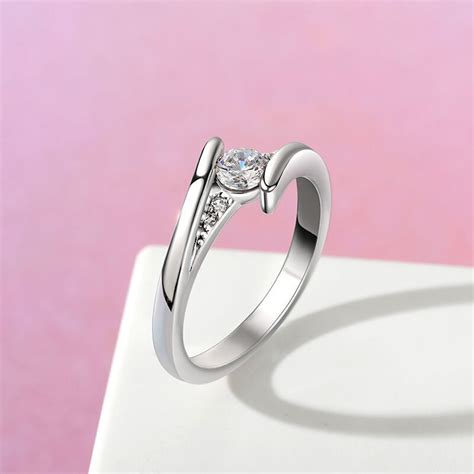 Why The Bypass Ring Is A Modern Must Have Jeulia Jewelry