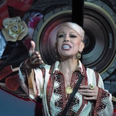 Най- накрая излезе цялата истина за Луна! Наистина ли е луда или всичко ...