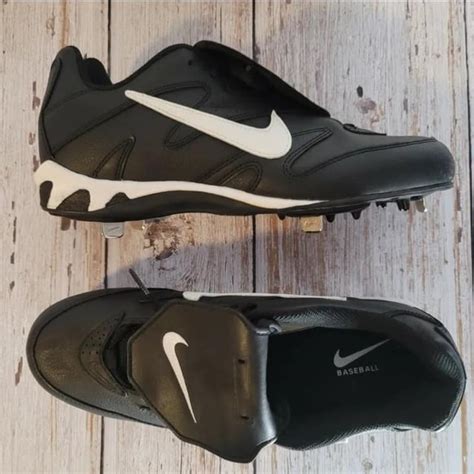 Can Somone Id These 1999 Nike Baseball Cleats Its A Tough Find So Im