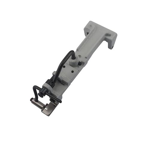 B B Lapa Do Guzikarki Guzik Na Stopce