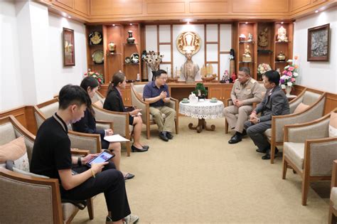 สถาบันขงจื่อ มหาวิทยาลัยเชียงใหม่ เข้าพบผู้ว่าราชการจังหวัดเชียงใหม่