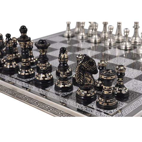 Cool Chess Board With Pieces