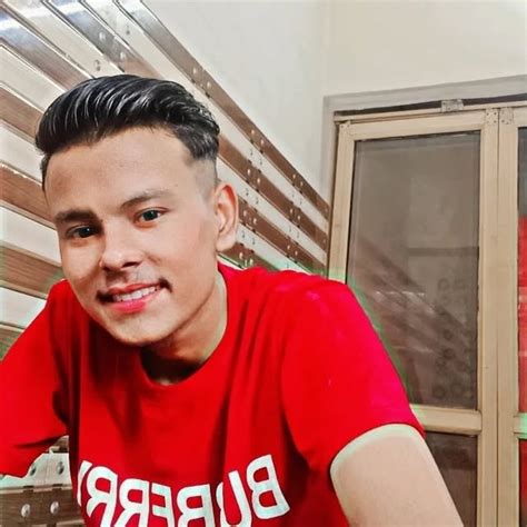 Mohit Mohit97 On Threads