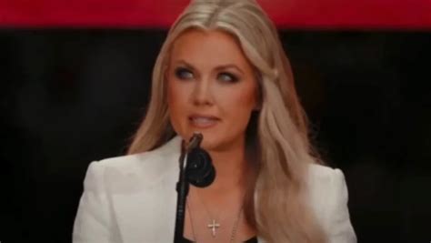 Вдова Чарли Кирка сквозь слёзы рассказала о последних минутах его жизни Новости Mail