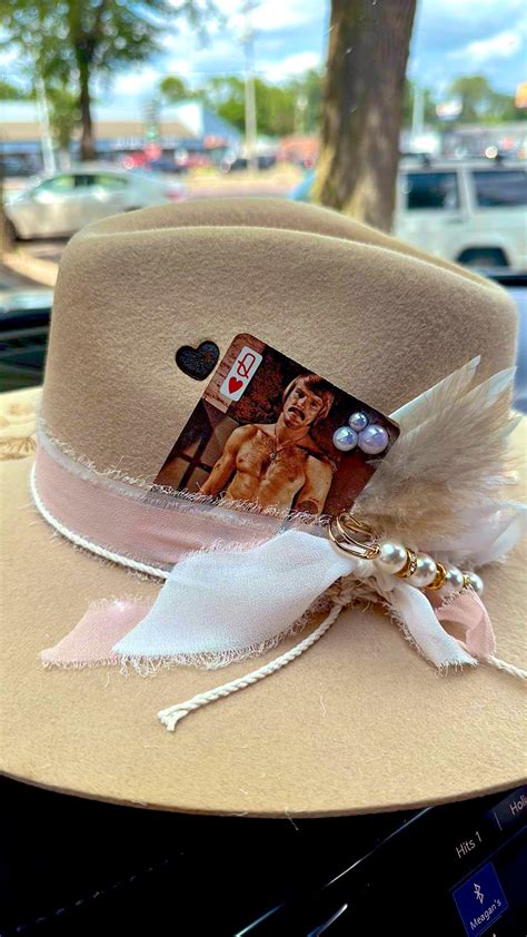 Blushing Dakota On Twitter Visited A Hat Bar And Custom Designed This Conversation Piece What