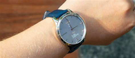 Garmin Vivomove Luxe Review Tom S Guide