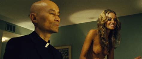 Christine Marzano Desnuda En Siete Psicópatas