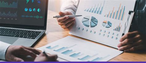 Comptroller Vs Controller What Sets Them Apart