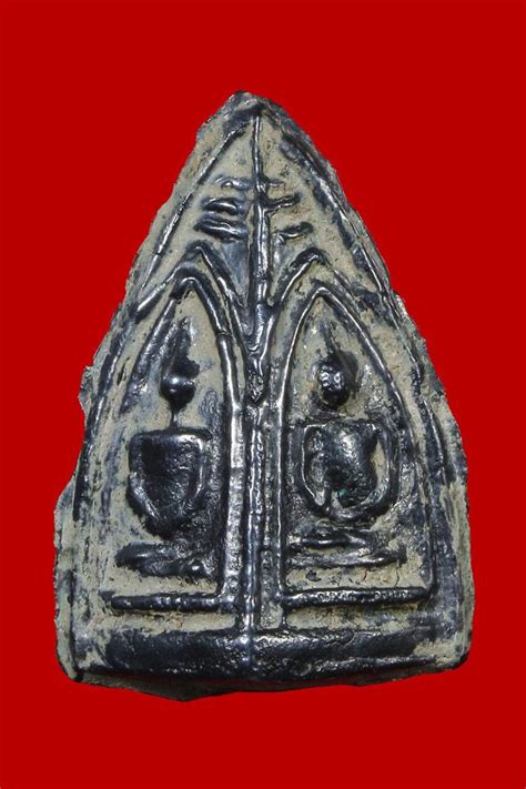 พระหลวงพ่ออี๋ วัดสัตหีบ ชลบุรี พรหม ๔หน้า หลวงพ่ออี๋ วัดสัตหีบ เคาะเดียว ๔