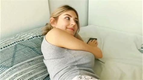 Eva Elfie Cute Girl। Youtube