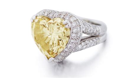 Diamonds Are Not Forever Shirley Bassey Auctions Jewellery Uk News