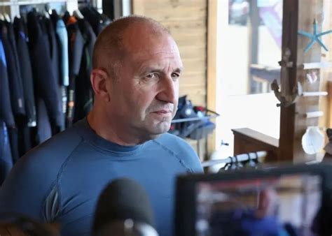 Радев продължава да бави безпричинно назначаването на главен секретар на МВР и шеф на ДАНС