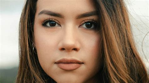 9 Ways To Establish Strong Boundaries That Everybody In Your Life