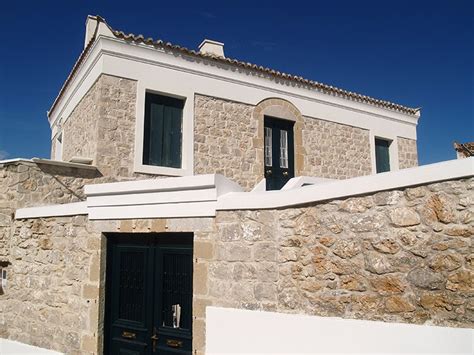 Kranidi In Ermionida Gives Island Colour To The Mainland Choice Greece