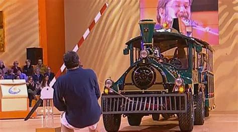 10 Weirdest Craziest Guinness World Records Ever Made