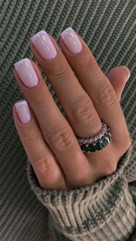 15 Short Summer Nails Youll Love 2023 Streetstylis French Manicure