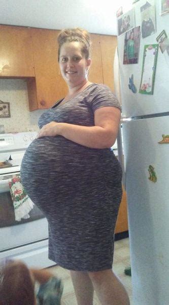 Huge Pregnant Dress By Ericasmall39 On Deviantart