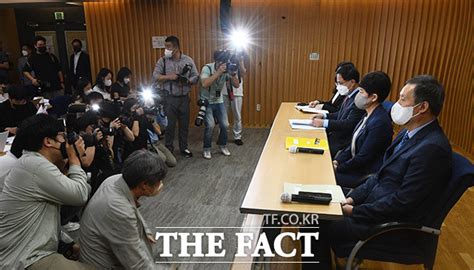수사 결과 발표한 고 이예람 중사 특검전익수 법무실장 등 7명 기소 Tf사진관 포토 기사 더팩트