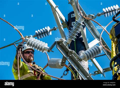 Electricity Power Line Installation Stock Photo Alamy