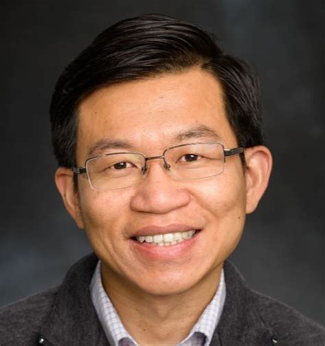 Yong Meng Sua Optica