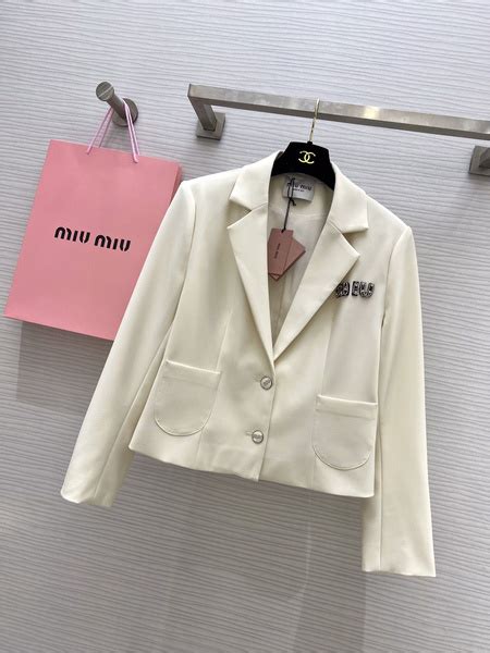 Пальто Miu Miu На любой сезон размер 48 цвет белый купить по выгодной цене в интернет