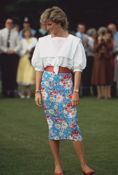 Princess Diana And Her Enduring Fashion Stars Reflect Glamour