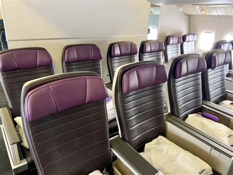 Review United Airlines Premium Plus Premium Economy