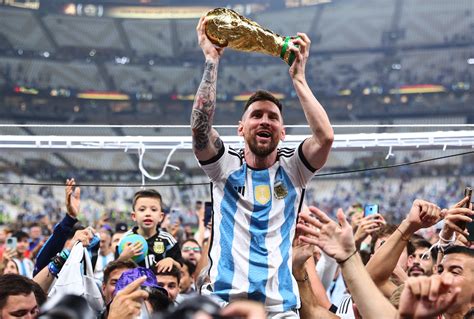 Biografía De Messi Corta ¿cuál Es Su Historia Y A Cuánto Asciende Su