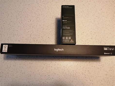 BNIB Logitech MX Keys Advanced Wireless Keyboard MX Master Advanced Wireless Mouse Bundle