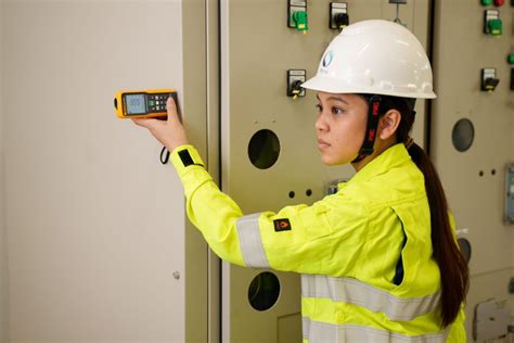 Engineer 27 Shares How She Is Undaunted By Male Dominated Energy Industry Climbs The Ranks