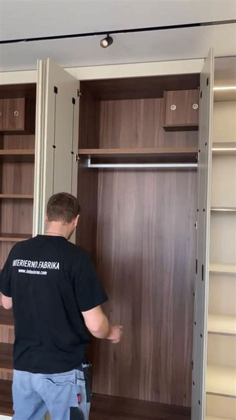 Шкаф от Interierno In 2024 Modern Closet Custom Closet Luxury Closet