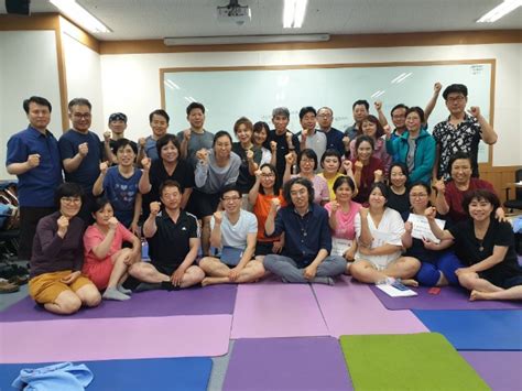 근육학피부미용수기근막림프피부관리사테이핑퍼스널트레이너체형교정경락근육 Band 근육학피부미용수기근막림프피부관리사테이핑퍼스널트레이너체형교정경락근육 Band