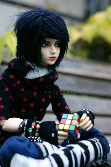 Pin By Lizziefizzie16 Kitties On Emo Models Fashion Dolls Cute Dolls Ball Jointed Dolls