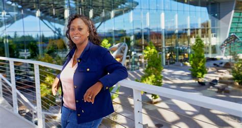 Into The Omniverse How Openusd And Synthetic Data Are Shaping The Future For Humanoid Robot