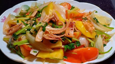 Mực Khô Xào Dứa Hành Tây Công Thức Ngon Đúng Vị Dễ Làm Tại Nhà