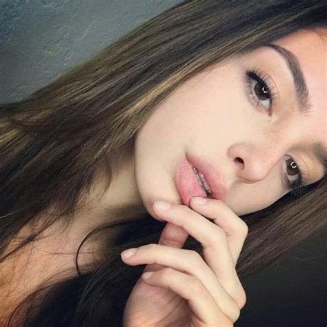 Pin By Jose Aguilar Allman On Celine Farach Celine Instagram Instagram Models