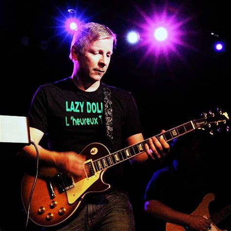 Lazy Doll cкачать бесплатно в mp слушать музыку онлайн на портале Musify